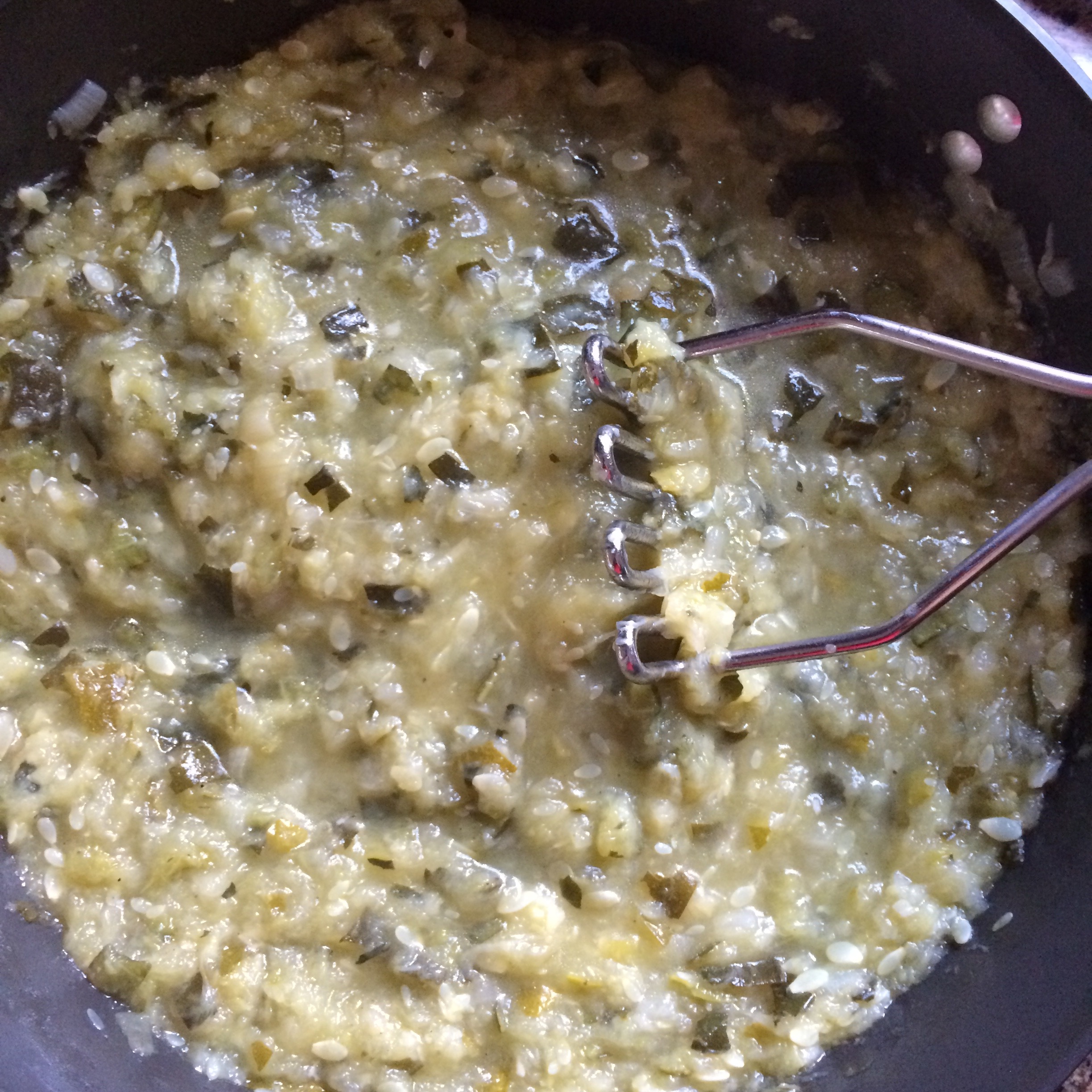 Pasta with Mashed Zucchini Sauce – Garlic & Olive Oil