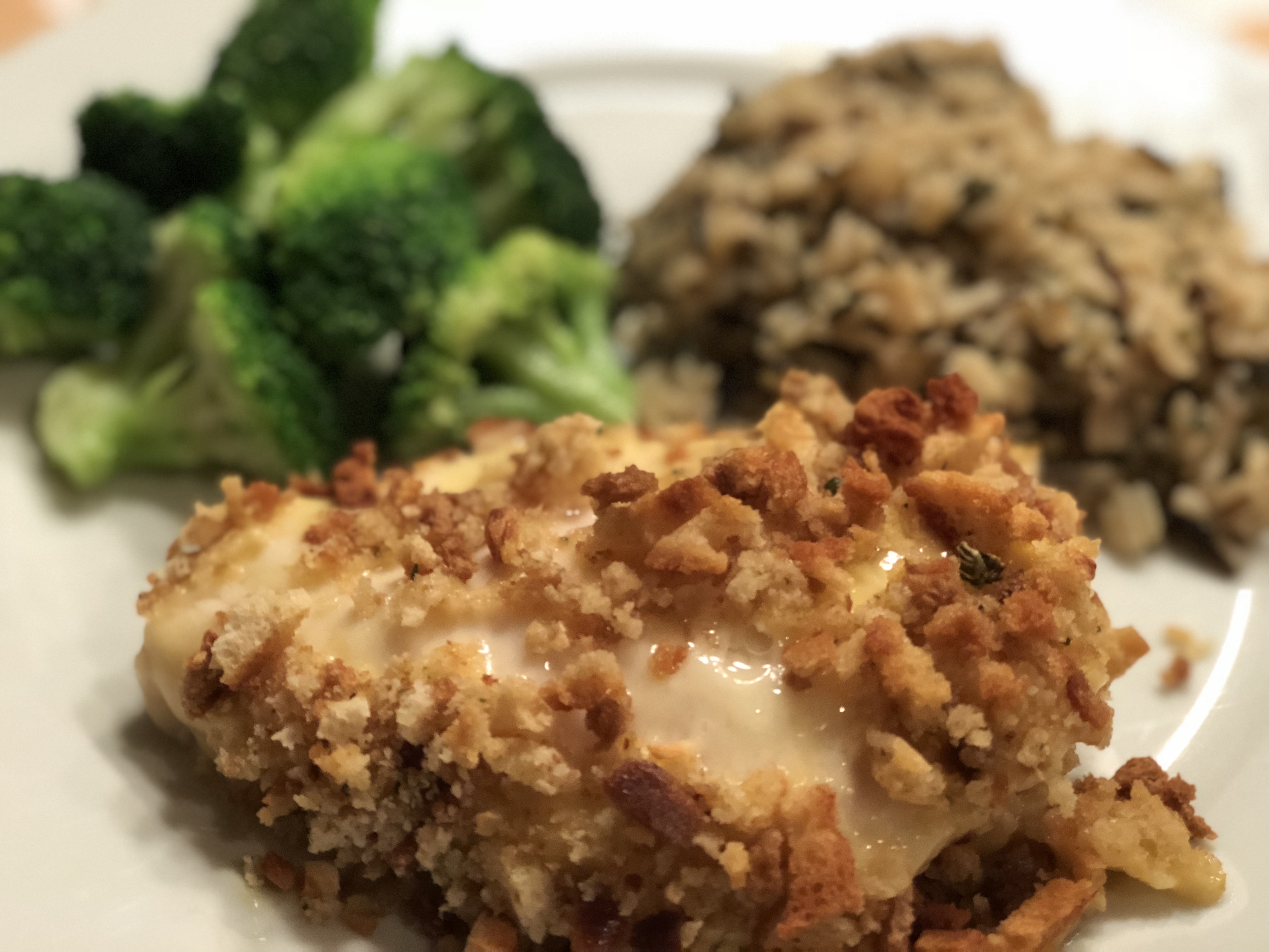 Creamy Swiss Cheese Chicken – Garlic & Olive Oil